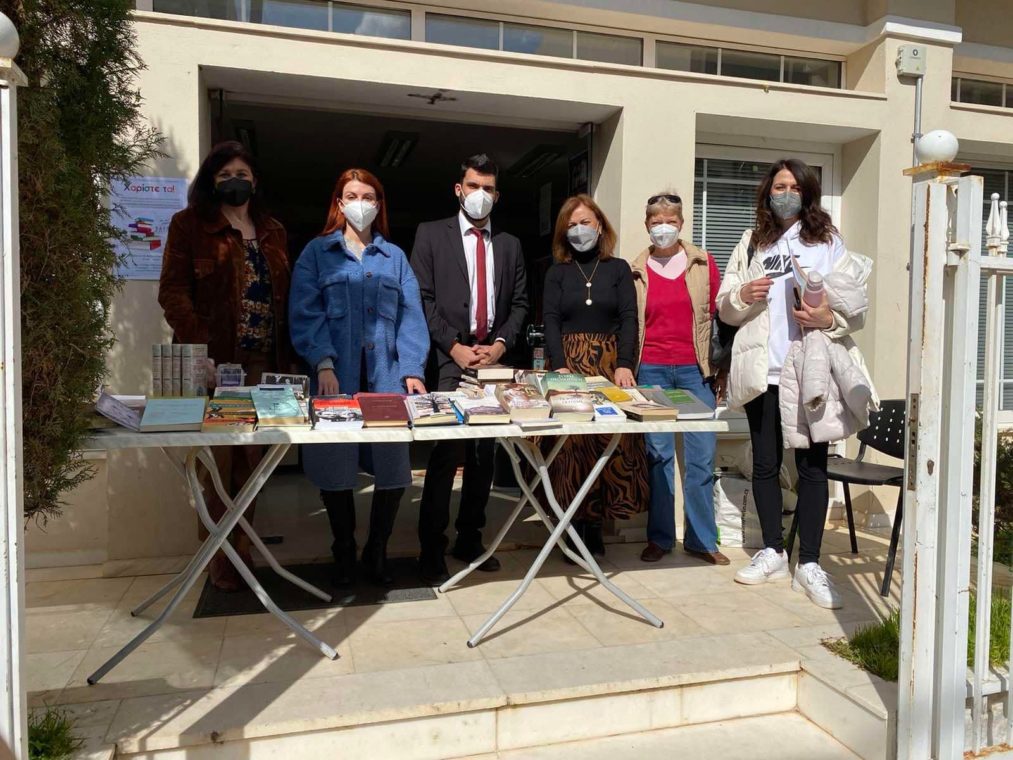 ΣΥΓΚΕΝΤΡΩΣΗ ΒΙΒΛΙΩΝ – “ΟΛΟΙ ΜΑΖΙ ΜΠΟΡΟΥΜΕ” – koropilib.gr