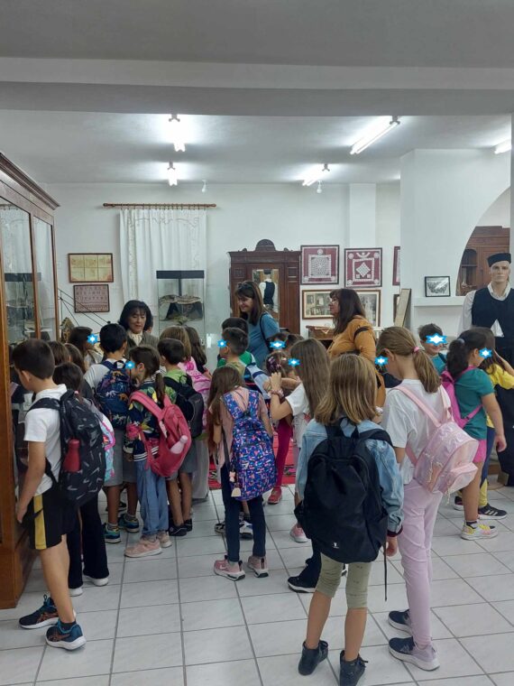 ΕΠΙΣΚΕΨΗ ΜΑΘΗΤΩΝ Γ’ τάξης 2ου Δημ. Σχολείου Παλλήνης – koropilib.gr