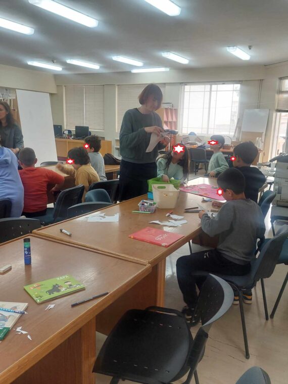 ΕΠΙΣΚΕΨΗ ΜΑΘΗΤΩΝ Γ’ τάξης 1ου ΔΗΜΟΤΙΚΟΥ ΣΧΟΛΕΙΟΥ ΚΟΡΩΠΙΟΥ – “Η παλέτα ...